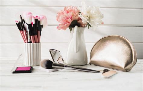 Beautiful Cosmetics Wallpapers Top Free Beautiful Cosmetics