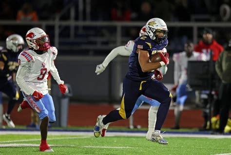 Tallmadge Dominates Second Half Defeats Vasj In Division Iii First