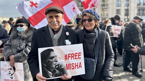 სააკაშვილის მხარდამჭერი მორიგი აქცია თბილისში — ფოტორეპორტაჟი Netgazeti • ერთიანი ნაციონალური