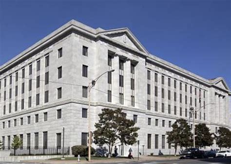 Former Judge David Carruth Of Clarendon Charged With Soliciting Sex For