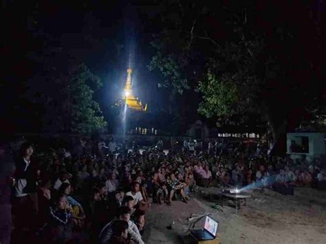 ဝက်လက်မြို့နယ်တွင် တော်လှန်ရေး ရုပ်ရှင် ပြသပြီး စစ်အာဏာရှင် ဆန့်ကျင်ရေး