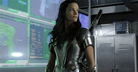Lady Sif Battles Lorelei In Marvels Agents Of S H I E L D Episode 15