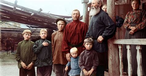 30 раскрашенных портретных ретро фотографий разных лет периода с 1900