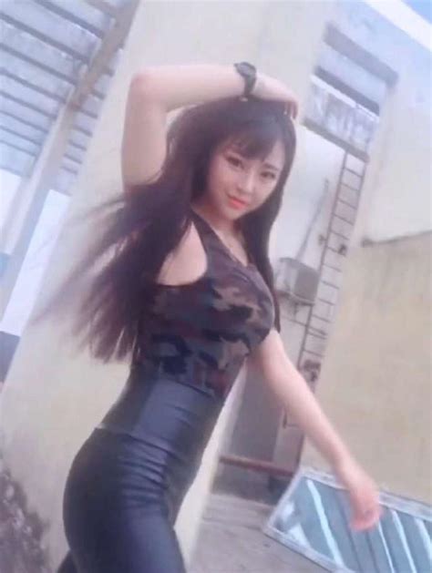 緊身褲，更顯身材高挑 每日頭條
