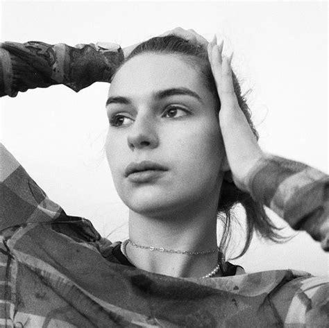 Adèle Castillon Concert 2025 Et 2026 Dates Et Billetterie En Ligne