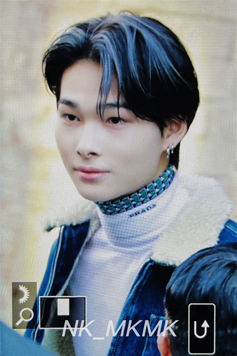 Enhypen Community Post 니키 이 머리색 셀카가 필요해요