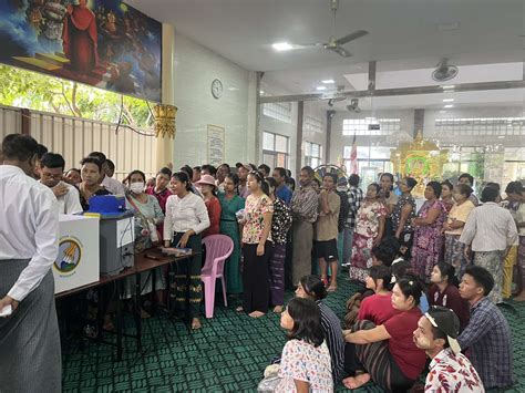 ချမ်းမြသာစည်မြို့နယ်တွင် မဲပေးစက်ဆိုင်ရာအသိပညာပေးလက်တွေ့စမ်းသပ် Information And Public