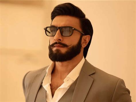 Huge Advance Fee Transferred To Ranveer Singh By Mmm