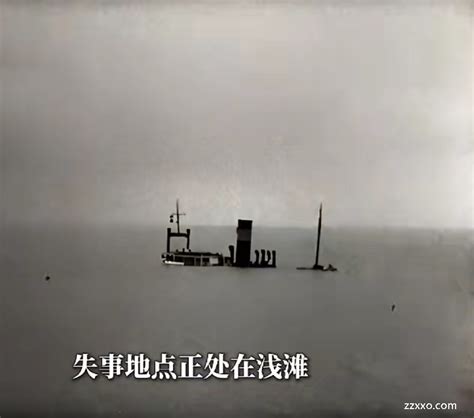 这是1948年，上海吴淞口外发生江亚轮沉没惨案后的打捞现场真实影像，此次海难一共造成3000多人遇难，死亡人数是泰坦尼克号两倍，在当时堪称世界第一大海难。其实打捞上来修复的东方红8号最多装载