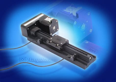 180º Folded Over Motorized Linear Rail System