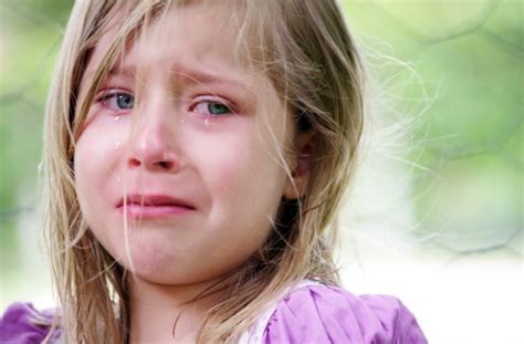 Заради писъците на дъщеря ми съпругата ми не ме чу да влизам в стаята