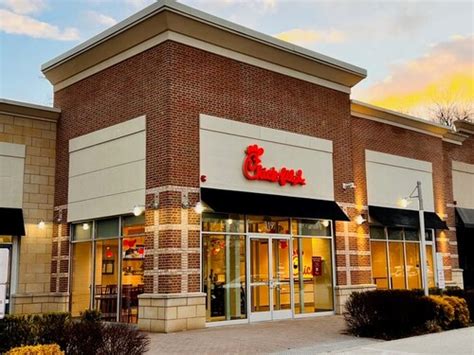 Wayne Wayne Square In Line Location Chick Fil A