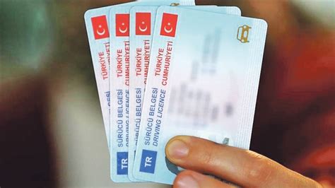 Eski Tip Ehliyetinizi O Tarihe Kadar Yenilemezseniz Ceza Alabilirsiniz