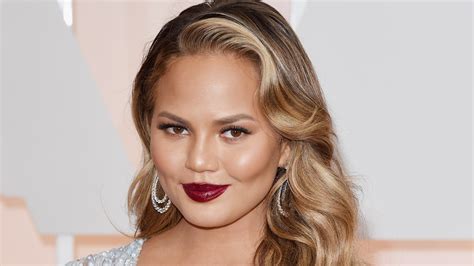Chrissy Teigen Is Leaving Twitter After 10 Years Glamour