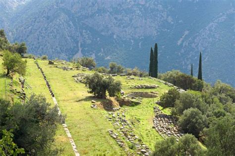 Oracolul din Delphi: Excursia noastră de o zi din Atena - Ingrid Zen Moments