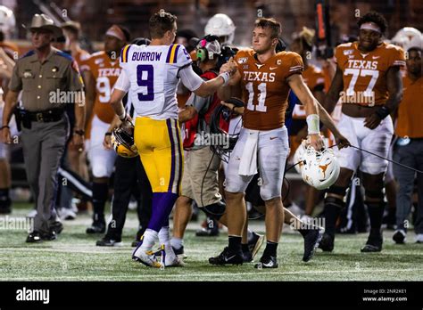 Lsu Tigers Quarterback Joe Burrow 9 Hugs Texas Longhorns Quarterback