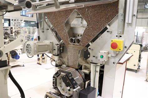 Cigarette Machinery Packages Orchid Tobacco