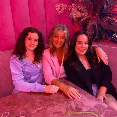 Corries Ellie Leach Looks Far Cry From Faye As She Wows In Glam Snaps