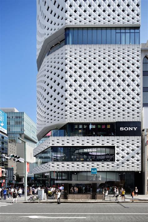 Klein Dythams Ginza Place Features Latticed Facade Inspired By