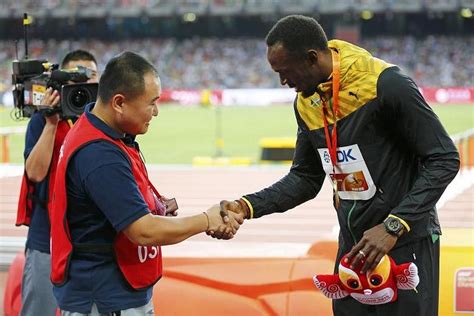 Cameraman Apologises To Usain Bolt After Toppling Sprint Champion The