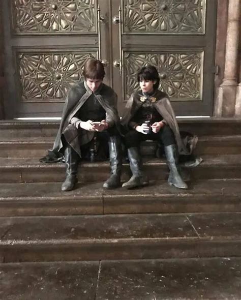 É assim que são os atores de House of the Dragon por trás das câmeras