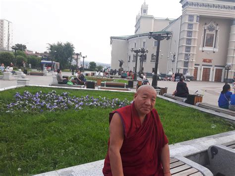 ТА БУЯН ХУРААХ ОЛОН АРГА БАЙДГИЙГ МЭДЭХ ҮҮ🙏🙏🙏 Зарим хүн би буян хураах хэрэгтэй байна Гэхдээ