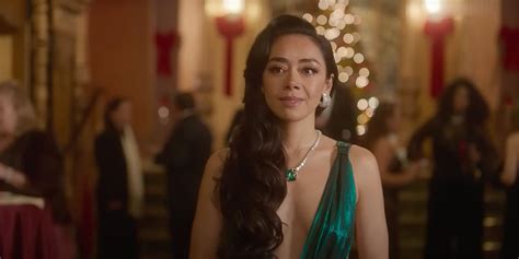 Christmas With You Trailer Freddie Prinze Jr And Aimee Garcia Lead Rom Com