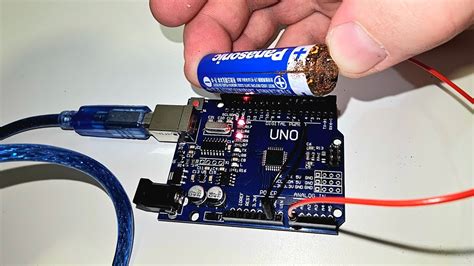 what is arduino analog input and how to use it for battery measument