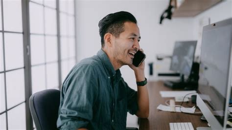 Employers In These 4 Industries Are Hiring Like Crazy Says Recruiting Expert Of 20 Years