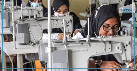 Kebijakan Pemerintah Dalam Perlindungan Tenaga Kerja
