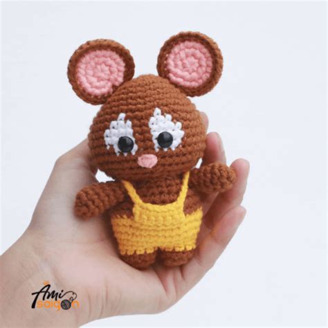 A Lovely Little Mouse Needs A Sweet Home Ami Saigon
