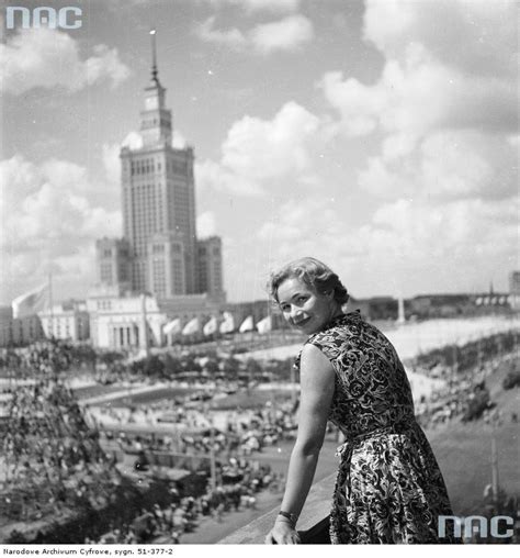 Pałac Kultury i Nauki Koty podziemne tunele oraz sny erotyczne