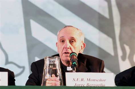 “aquellos Que Ayer Criticaron A Bergoglio Hoy Quieren Hacerlo Líder De