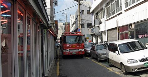소방통로확보훈련하는 동대문소방서