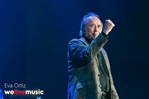 Fotoreportaje JOAN MANUEL SERRAT El Vicio De Cantar Barcelona