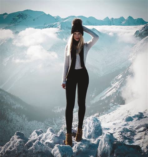 Katarzyna Szalska Scrolller