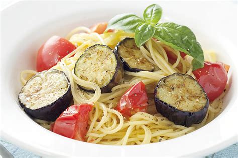 なす、トマト、バジル夏野菜パスタ ベルク Belc 地域密着型スーパーマーケット