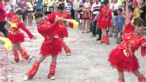 高雄大樹龍安宮龍樹尊王乙未年境內平安遶境 爐主蔡連順慶贊龍安宮 冠麗舞蹈團 入廟表演 廟會紀實 Youtube
