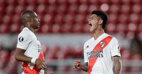 Hinchas De River Plate Pierden La Paciencia Con Jorge Carrascal Así Lo Critican En Redes