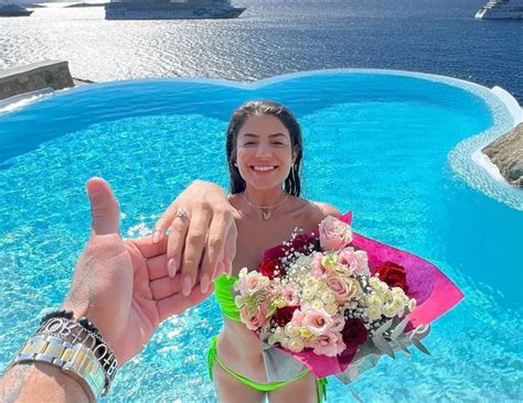 Hariany Almeida Fala De Noivado E Avisa Queremos Casar Logo Quem