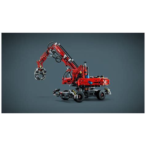 LEGO Technic Material Handler 42144