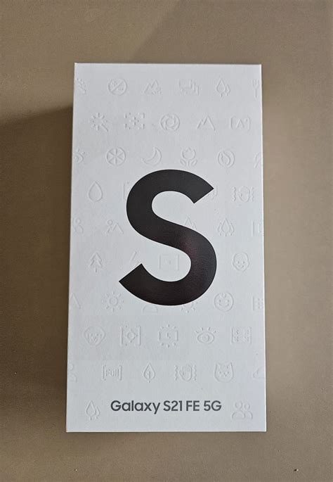 NOVO! ZAPAKIRANO! Samsung S21FE 5GB 128GB 6GB RAM SM-G990B2/DS