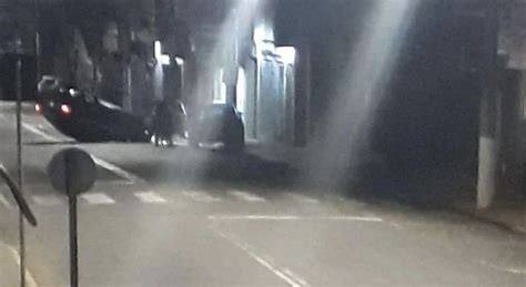 Carro Bate Em Outro E Capota No Centro Gazeta Machadense