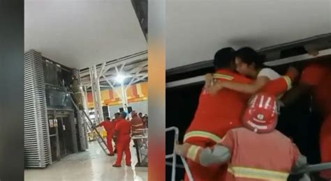 Diez Niños Y Dos Adultos Quedaron Atrapados En Un Ascensor