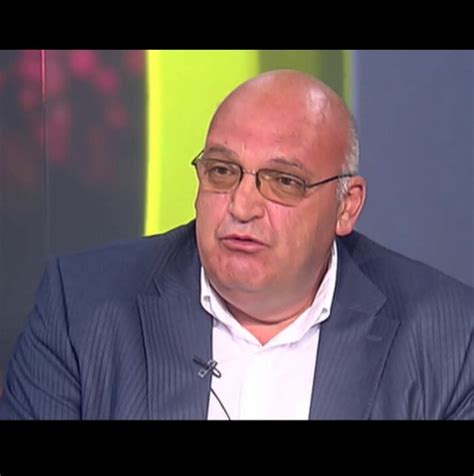 Д р Брънзалов ваксинираните и тези с антитела могат да предават вируса За Жената