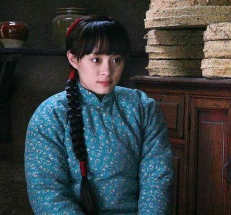 村姑花棉袄 村姑棉袄 绸缎超厚棉裤棉袄翠花 大山谷图库