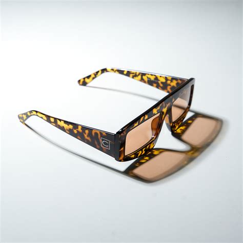 Chokore Sporty Chic Leopard Print Sunglasses