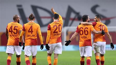 Gaziantep FK Galatasaray maçının ilk 11 leri