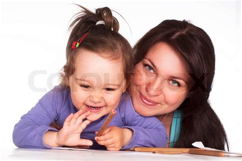 Mor Og Hendes Datter Tegning Ved Bordet Stock Foto Colourbox