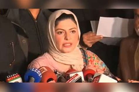 Roznama Dunya فواد چودھری کا وزن پہلے کی نسبت تھوڑا کم ہوا ہے، حبہ چودھری